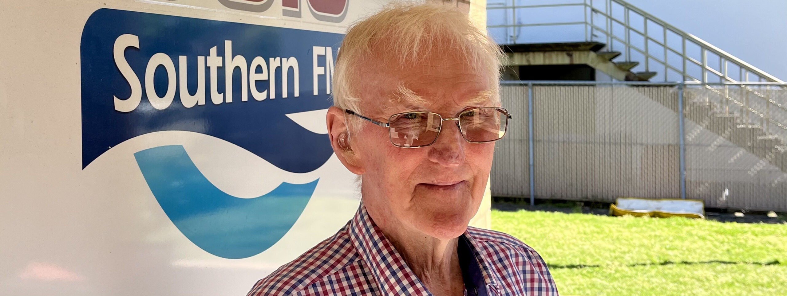 Barry Revill – “Diary Of A Young Boy” – 88.3 Southern FM